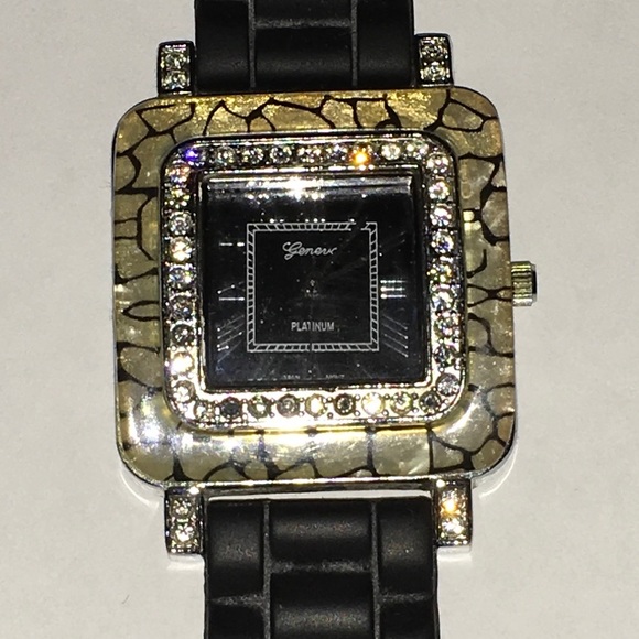 Geneva Platinum | Accessories | Geneva Platinum Rhinestone Stepping ...